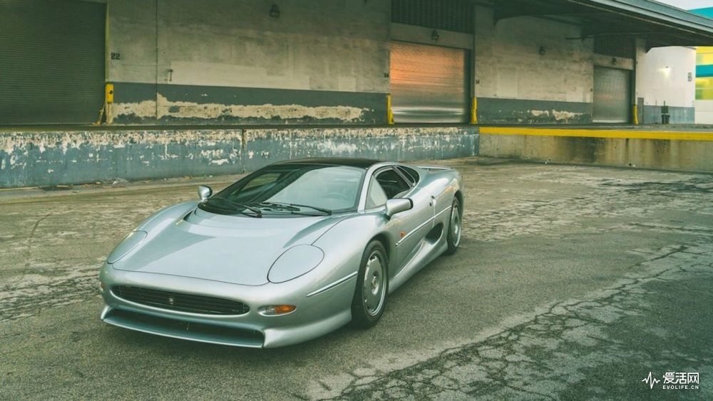 当年绝迹的传奇捷豹XJ220 现在网上就能买到 | 爱活网 Evolife.cn