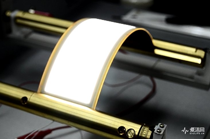 柔性OLED研究又有新进展 织物OLED将登上历史舞台 | 爱活网 Evolife.cn