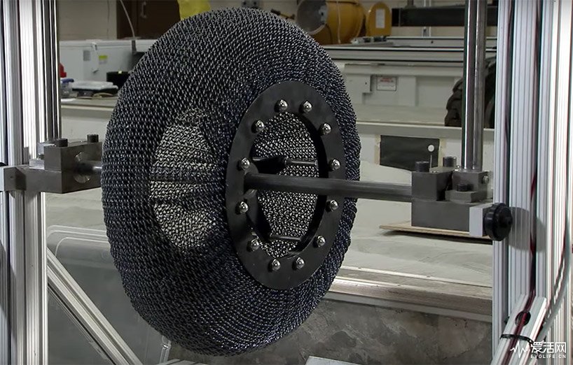 NASA重新定义了轮胎 只为能在火星上愉快发车 | 爱活网 Evolife.cn