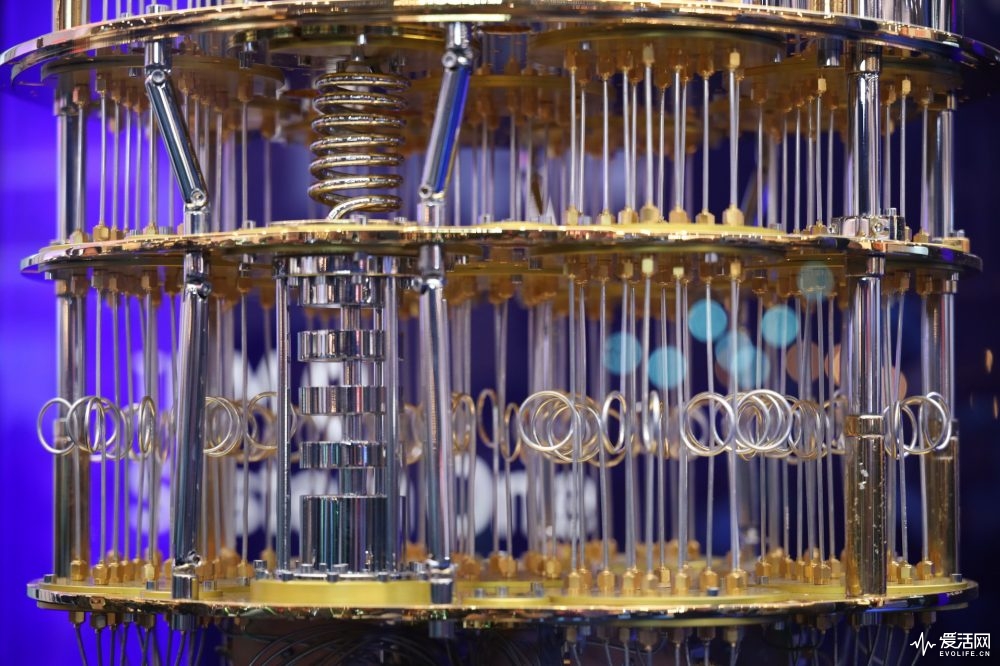 CES2019 | IBM在众人面前展示Q System One 这是活的量子计算机！ | 爱活网 Evolife.cn