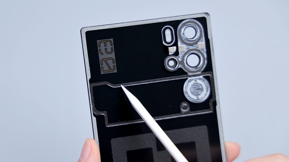 红魔9 Pro+拆解：少量减配与大量升级造就纯平后盖设计 | 爱活网 Evolife.cn